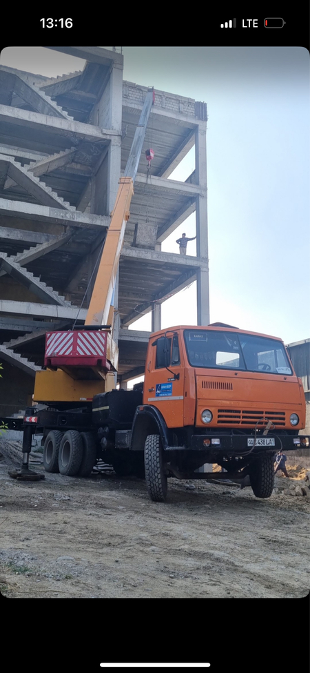 Avto kran Kamaz 16t 21m