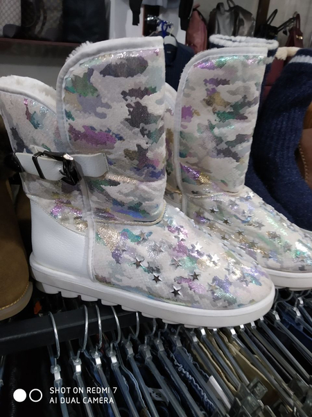 UGG фирменные привозные с Америки .Отличного качества