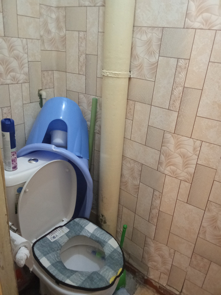 Kvartira bor qizlarga 600 mingdan hamma sharoitlari bor