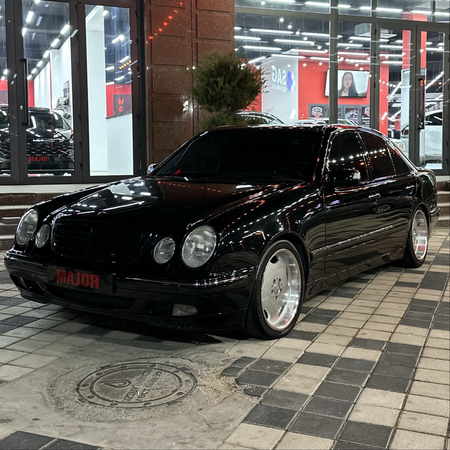 Mercades w210 sotilad