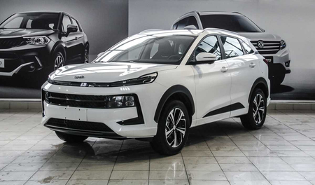 JAC JS6 Krosover yangicha kurinish va dizayn uyg'unligi