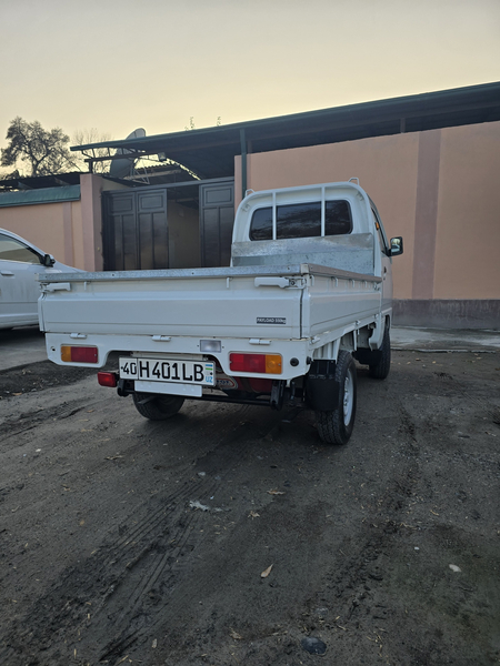Labo 23 yil zo\\\'r srochni