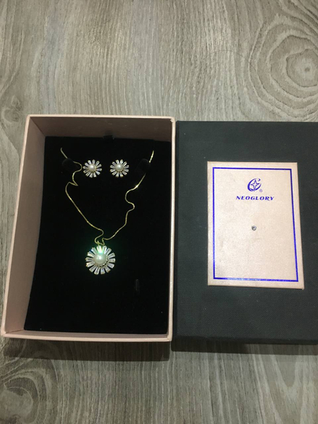 Подарок Neoglory Swarovski под золото