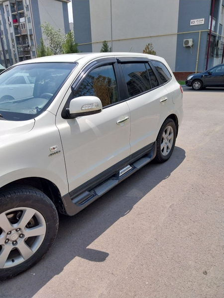 Hyundai srochna sotiladi