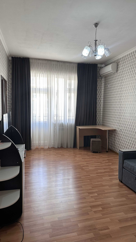 Продаю квартиру Сергели 6а. д.4.  50 кв.м.  2/5/7.