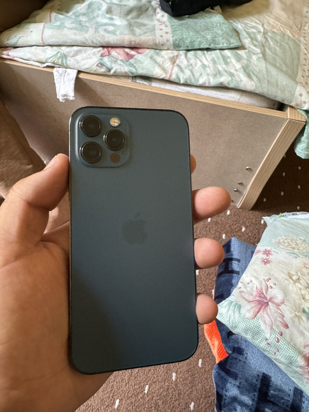 Iphone 12 pro blue lla