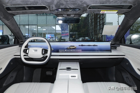 GEELY Galaxy e8 в топе