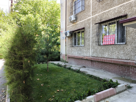 Продается 1/1/5 Феруза, ориентир ЭКО базар