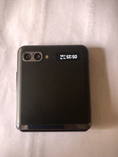 SAMSUNG Galaxy Z Flip 2