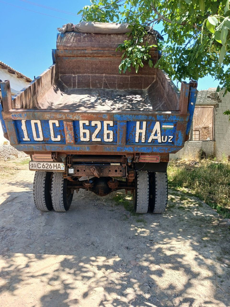 Zil sotiladi maskovski