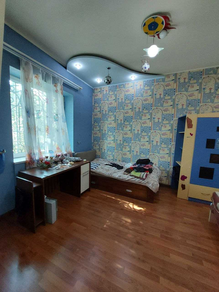 Продаётся дом 3.3 сот. Ориентир быв. Бибигон