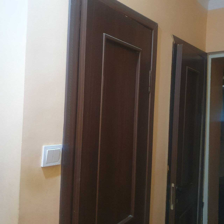 Uy sotiladi 3/1/4 Yo`l yoqasida, Qarshi shahar (Eski torgovka)