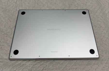 MacBook Pro M2 2023