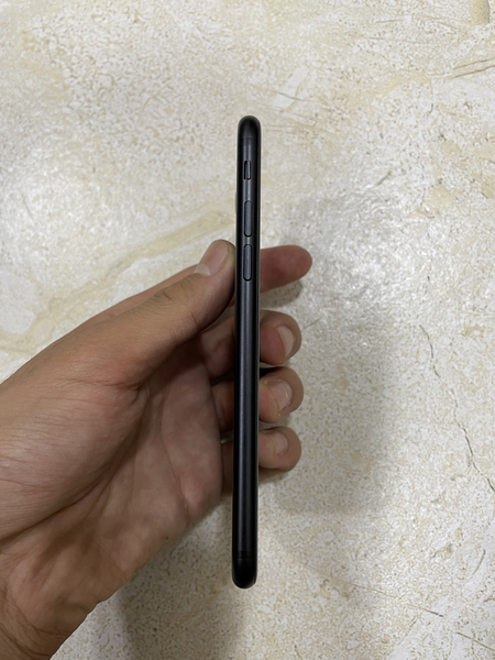 Iphone 7 - 32gb.