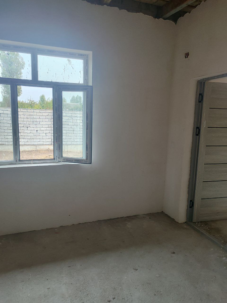 Xovli yangi qurilgan sotiladi