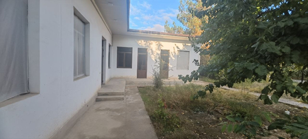 Uy sotiladi Nazarbek tekstilda