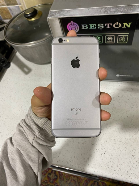 Iphone 6s отличное состояние