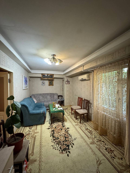 Продам квартиру 3х ком 73м2 Ц-4 Алайский рынок  Метро Абдуллы Кадыри