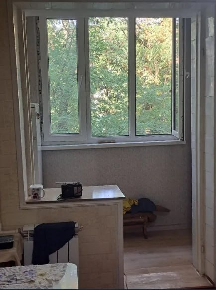 Чиланзар 9кв  1/3/4 Кирпич Балкон1*3м² Общ пл28м²