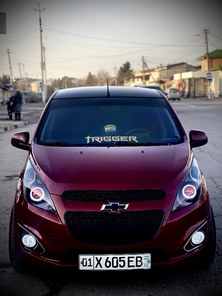 Автонаклейка наклейка