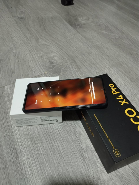 Poco x4 pro sotiladi 8+4/256 oqib tel qlila pul zarur