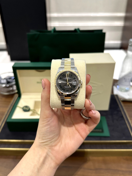 NEW Rolex Datejust 36mm Steel and Yellow Gold 126233