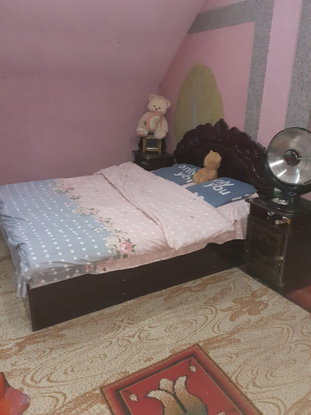 Срочно продаётся. Srochna sotiladi.