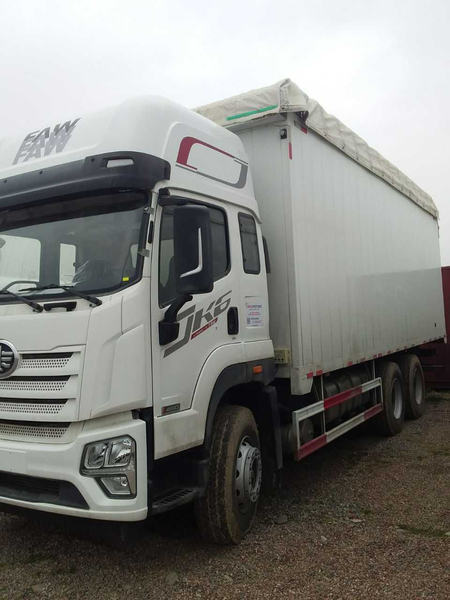 FAW фургон 7,5 метр 2 спалний