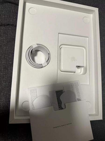 Macbook pro M1 13 dyum