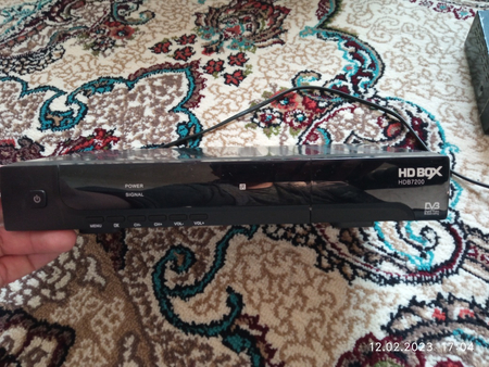 Тюнер HD BOX келишамиз или обмен