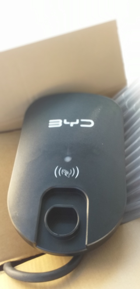 Оригинал зарядка от BYD