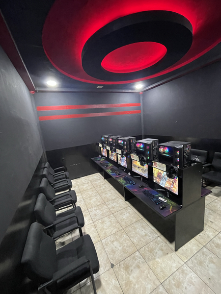 GAMECLUB kompiyuter xona tayor yurib turgan biznes гамеклуб компиютер