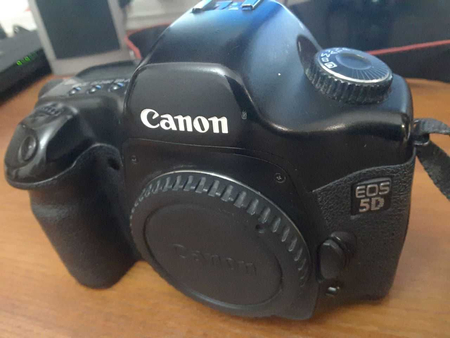 Фотоаппарат Canon EOS 5D Body