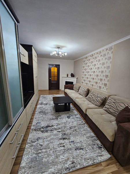 Срочная продажа!!! Чиланзар 5 кв-л 2/4/4 Хамза-Катартал