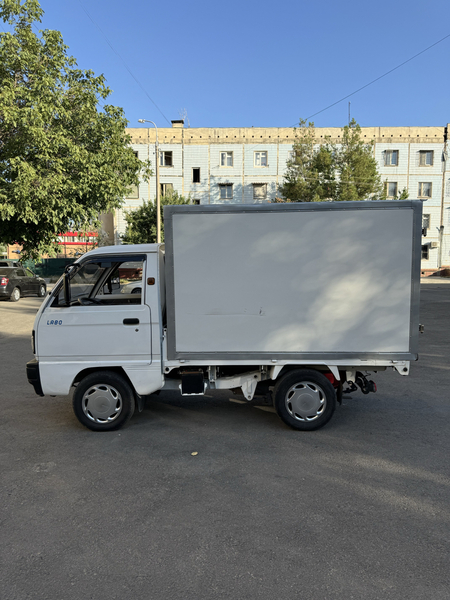 Labo sotiladi…..