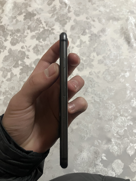 Iphome 8 64 gb LLA