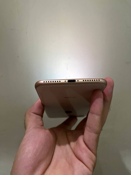 Iphone 8+ idela telefon