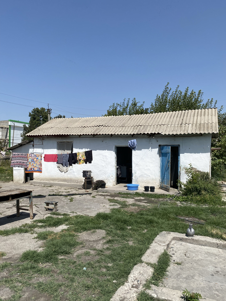Куйичирчикда уй сотилади янгийулдан утиб кетилади