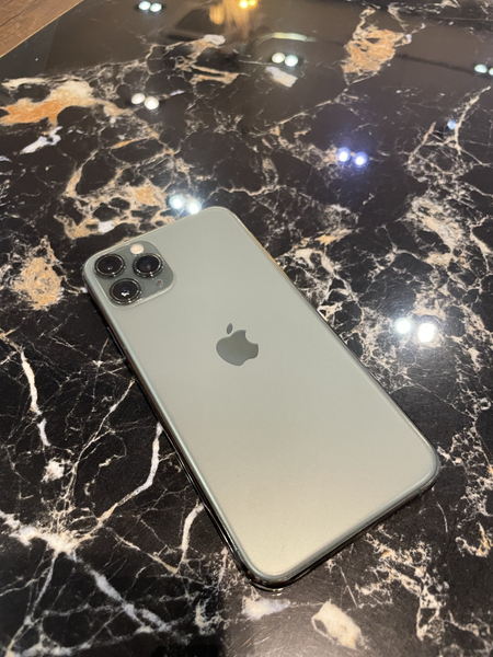 iPhone 11    Pro