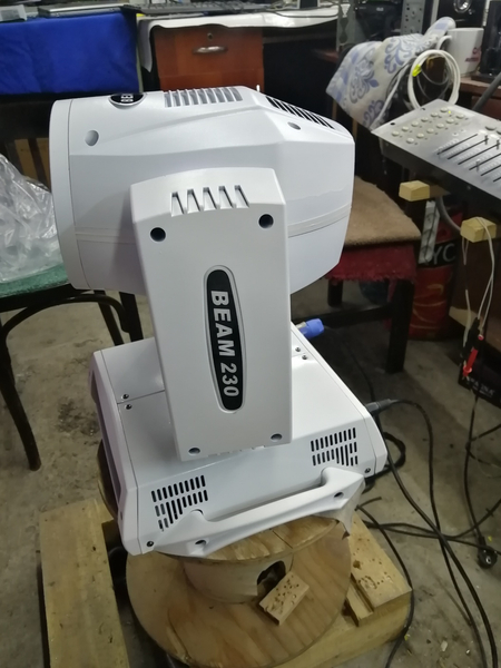 Beam 230  Led par