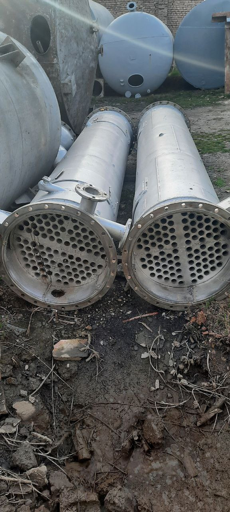 Пищевой Нержавейка ёмкость 42 тонна, стенкаси 10 мм, магнит ёпишмийди.