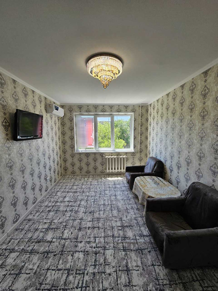 2 xonali 60m² 3-qavat uy sotiladi