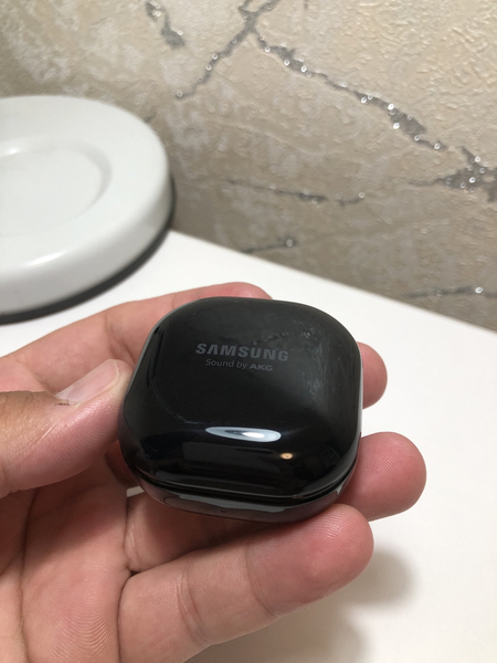 Samsung buds live