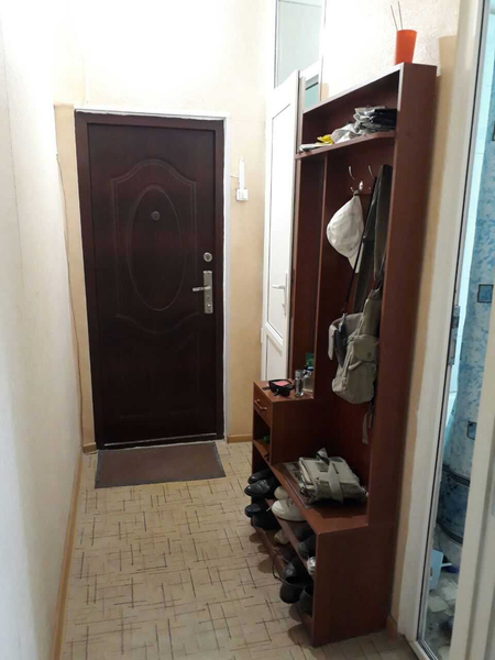 Срочно продается 2х/2 /4 в Яшнабадском районе(м999)