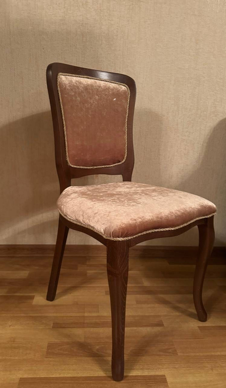 Стулья из массива ореха