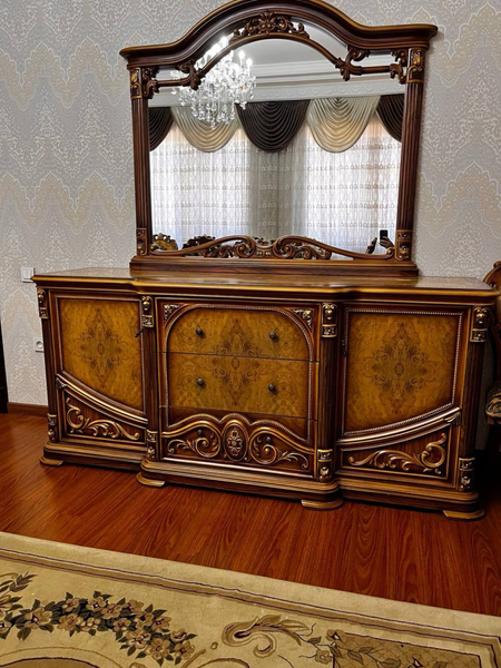 Мебель Зал комплект китайский  за 1.500$