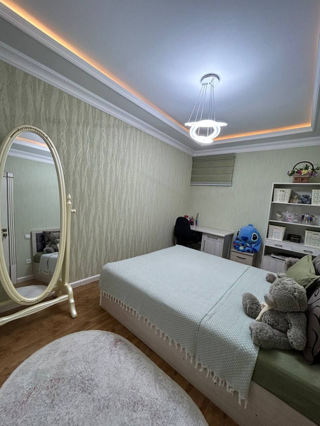 Мирзо Улугбекский р-он Квпртира 3/1/5  55.95м²  Центр Луначарский.