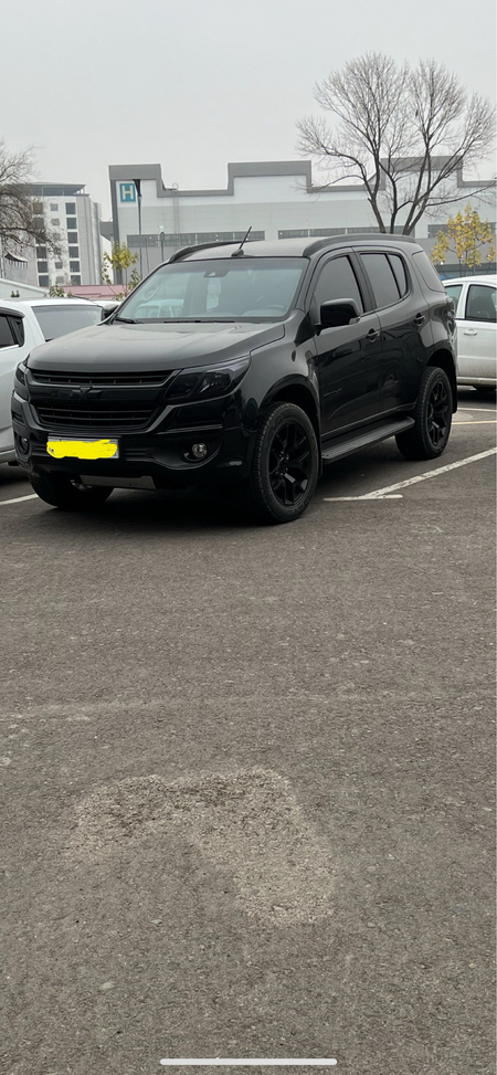 Trailblazer 2020 qora