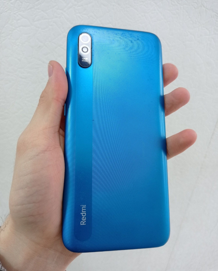 Redmi 9 a srochna sotiladi