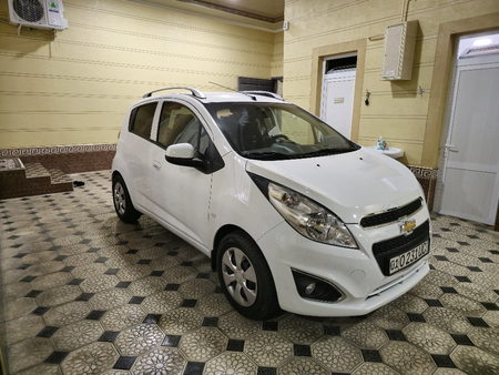 Spark srochna sotiladi